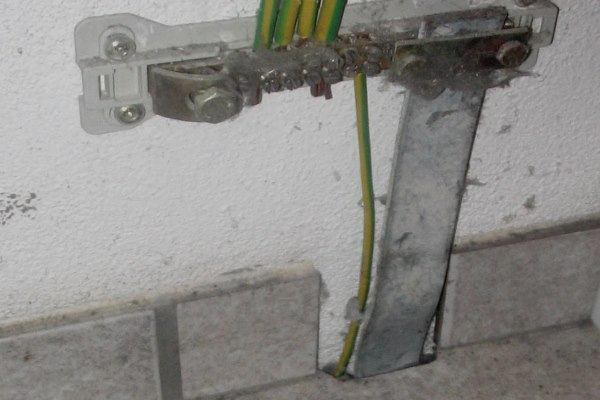 Bodenplatte betonieren: Alle Detailpreise für Ihren Hausbau